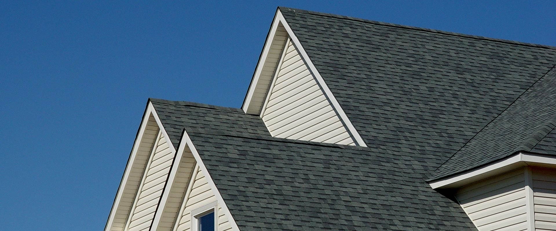 About Us | Pressure Point Roofing, Inc. | Central Point, OR | Roofer